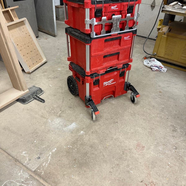 Milwaukee PACKOUT Modification: Milwaukee Packout Front Caster Wheels ...