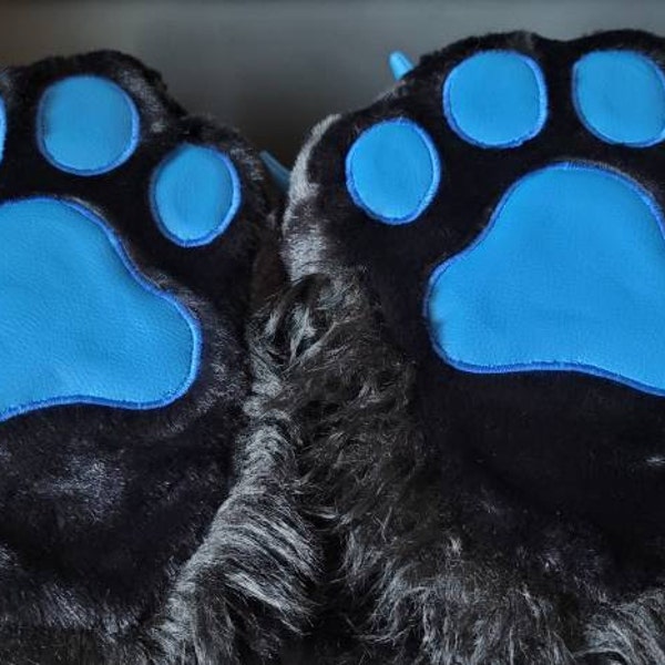 Fursuit Feet Paws Custom Any Color Cute Fluffy Indoor Fursuit Feetpaws ...