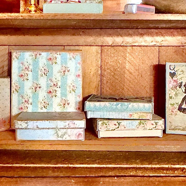 New**dollhouse Three Alice in Wonderland Hard Boxes. 1:12 Miniature Old ...