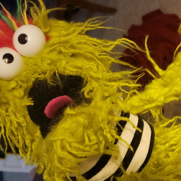 Green Shaggy Chin Pro Monster Hand Puppet - Etsy