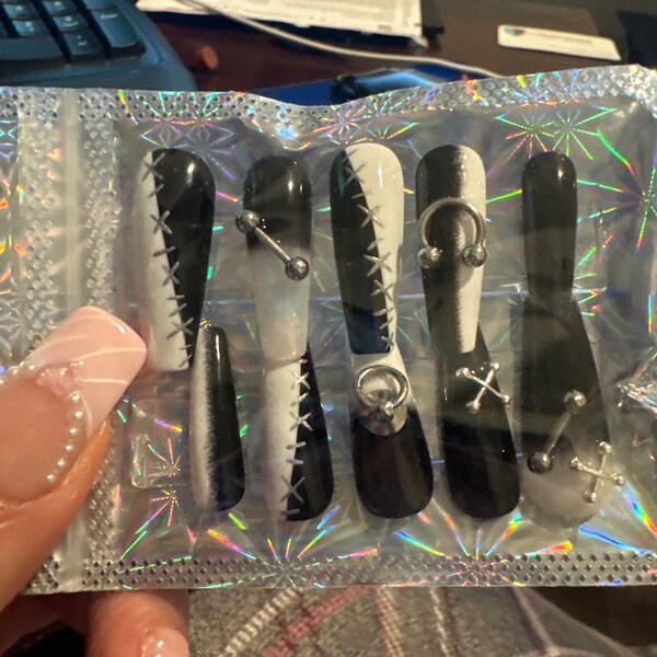Klowns in Space-reusable Press-on Nails/clown Nails/luxury Gel Nails ...