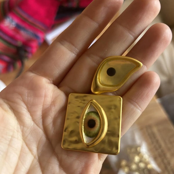 Vintage Gold Surrealist Buttons, Evil Eye Buttons, Keyhole Buttons ...
