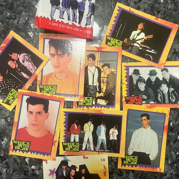 Mystique A Vintage Art Portfolio by Fred Fields. Contains 6 Full-color ...