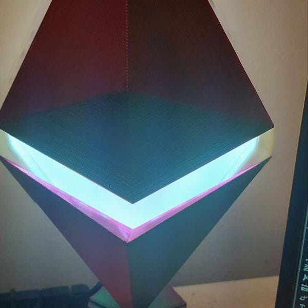 Pyramid LED Table Lamp With Color Changing Remote,3d Printed LED Lamp ...