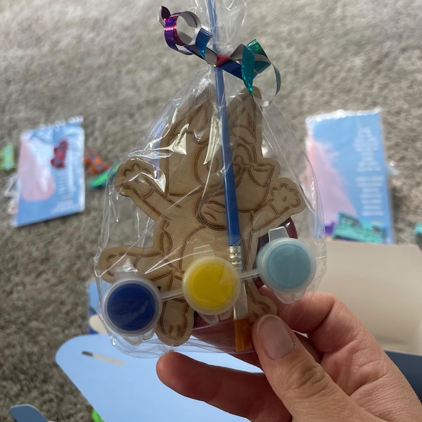 Bluey and Friends Party Favor - Color Your Own! **now With Markers** - Etsy