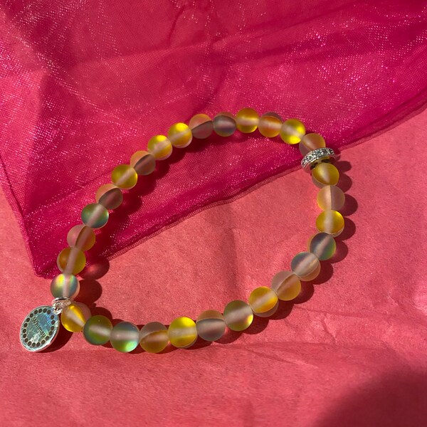 White Coral Bracelets, Rhinestone Bracelets, White Wavy Agate Bracelets ...