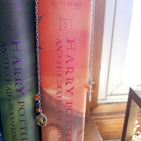 4th Wing Chain Bookmark - Etsy