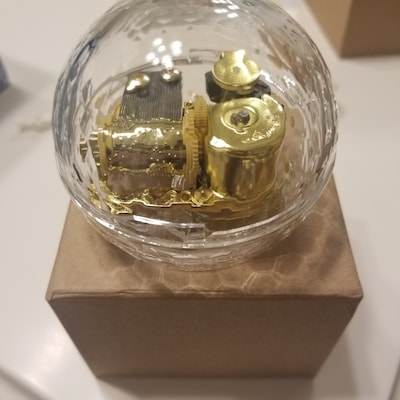 Globe-shaped Transparent Music Box Golden Wind-up Movement Choice of ...