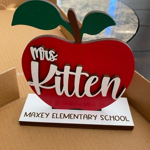 Personalized Apple Name Plate Teacher Name Plate Back to - Etsy