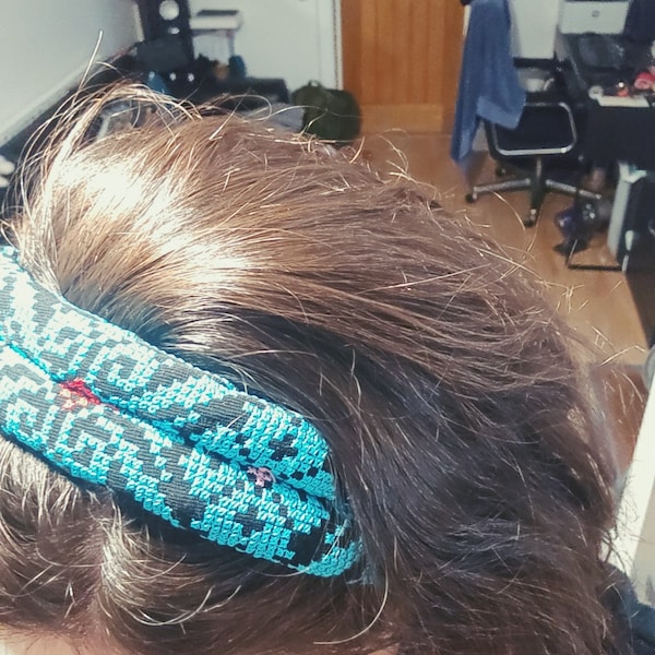 Tatreez Keffiyehs - Palestine - Lebanon - Handmade - Palestine ...