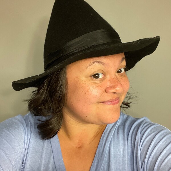 Conjuring Hands Pin - Etsy