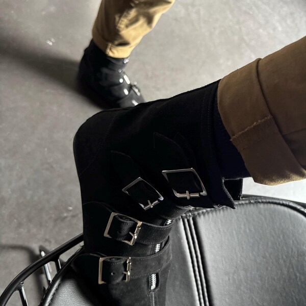 Isaac - 4 Bat Buckle Winklepicker Boot - Etsy