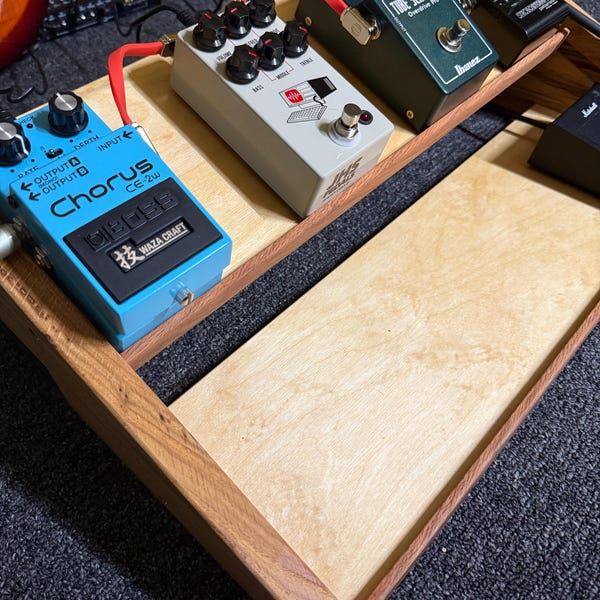 Desktop Pedalboard / Angled Pedalboard / Guitar Pedals Display ...