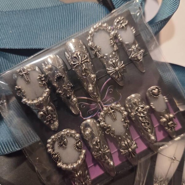 Silver Chrome Cross Heart Press on Nails, Punk Goth Y2K Emo Fake Nails ...