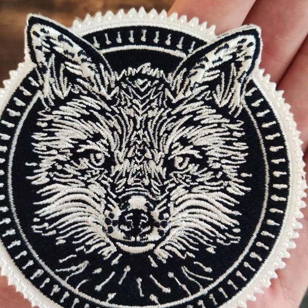 Iron-on Patch Broken Face | Broken Face Patches, Eye Anime Iron-on ...