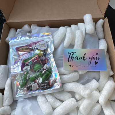 Kinder Bueno Chocolate Gift Box Kinder Bueno Personalisation Chocolate ...