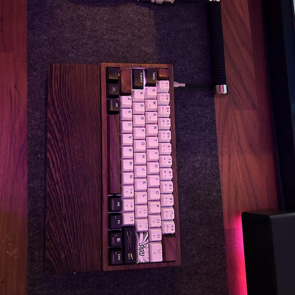 Black Walnut Wood Keyboard Case: Custom Wooden GH60 Wooting 60HE/HE+ ...