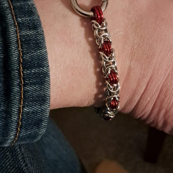 Howling Wolf Collar. Primal Prey Collar, Wolf Alpha Necklace for Woman ...