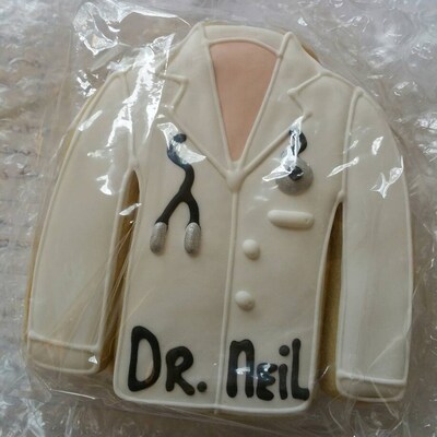 24 White Doctors Lab Coat Personalized Decorated Cookies, Medical ...