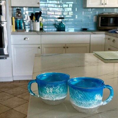 BLUE WAVES Beach Inspired Coffee Mug, Hand Poured Resin Art, Beach Mug ...