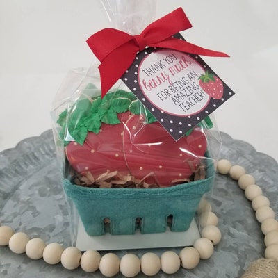 Thank You Berry Much Tags. Strawberry Thank You Tags for Teacher's ...