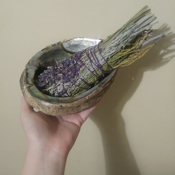 Smudge Bundle, Cedar, Sage and Lavender , Hemp Twine, Smudge Stick - Etsy