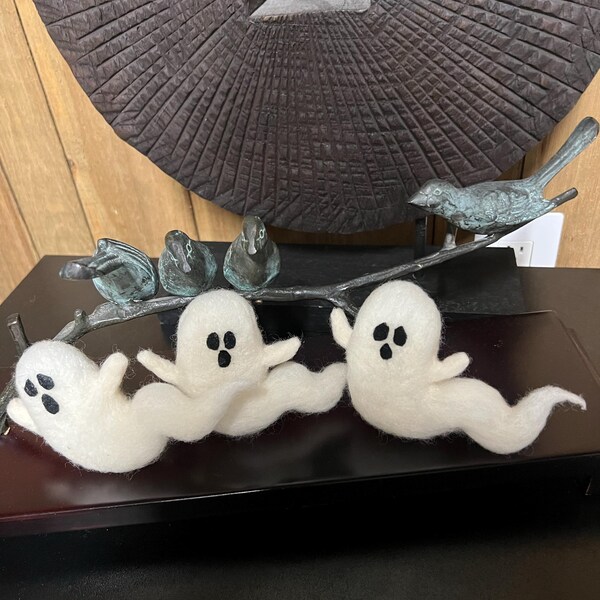 Felted Halloween Ghosts: Handmade Wool Party Decor - Etsy