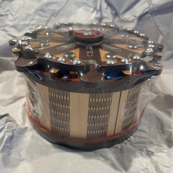 Handmade Deception Karakuri Puzzle Box - Etsy