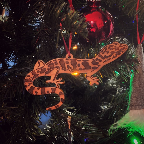 Gecko Ornament - Detailed Western Banded Gecko Lizard Black Cherry Wood ...