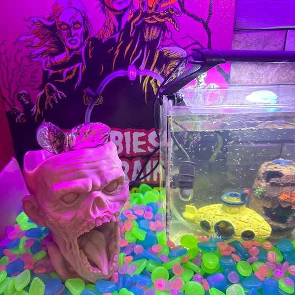 Horror Planter - Zombie Bust Plant Pot, Scary & Dark Gothic Sculpture ...
