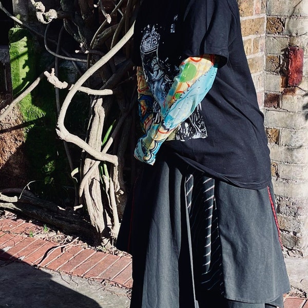 Cyberpunk Heavy Metal T-shirt - Etsy