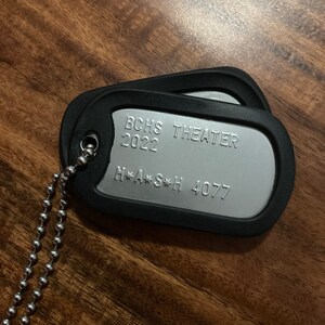 What Does A Navy Seal Dog Tag Say