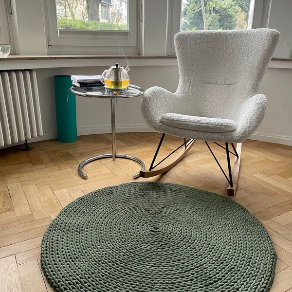 Chunky and Fluffy Crochet Round Rug, Handwoven Carpet With a Minimalist ...