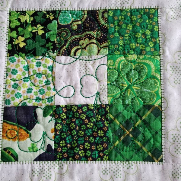 Shamrock Edge to Edge Quilting Design: Lucky Three Leaf Clover ...