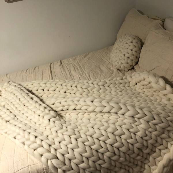 Chunky Knit Blanket, Blanket, Super Chunky Blanket, Giant Knit Blanket ...