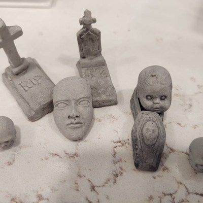 Tiny Cemetery Mausoleum Crypt Cement Potted Plant Terrarium Decorations ...