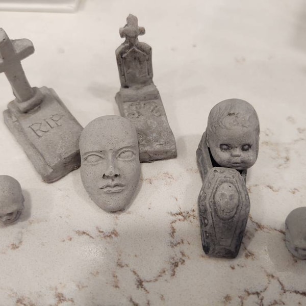 Tiny Cemetery Mausoleum Crypt Cement Potted Plant Terrarium Decorations ...