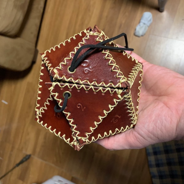 PDF Pattern: Leather D20 Dice Bag. Files to Cut by Hand or With a Laser ...
