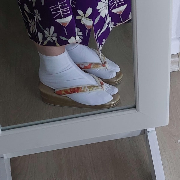 Cotton Tabi Socks: Japanese Split-toe Design, Available in Multiple ...