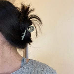 Daisy Flower Hair Clips Matt Claw Clips Butterfly Cotton - Etsy UK