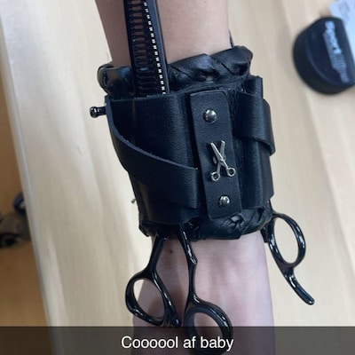 Magnetic Gauntlet // Shear Holster // Leather Bracer // Cosplay - Etsy