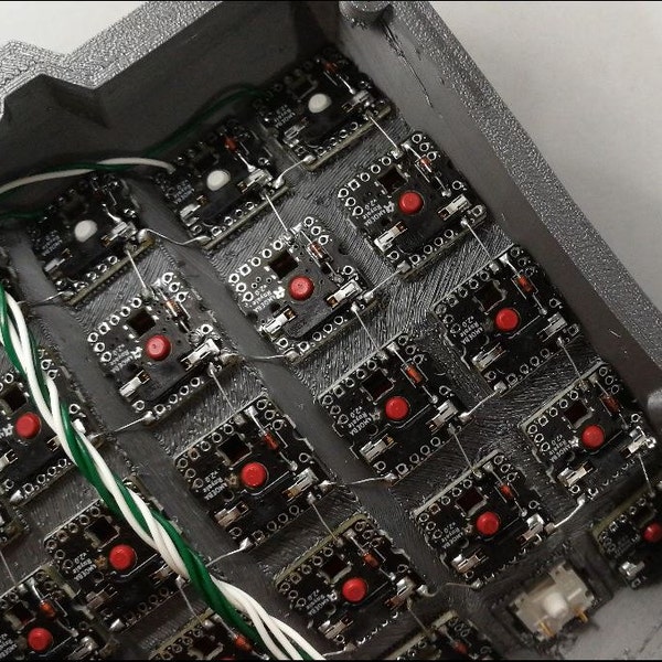 Split Mechanical Keyboard Display Stand - Etsy