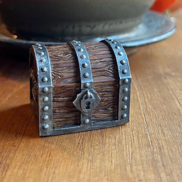 Opening Mini Mimic-you Can Close and Open It! Looks Like an Innocent ...