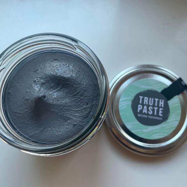 Natural toothpaste. Vegan & Zero Waste fluoride by truthpasteUK