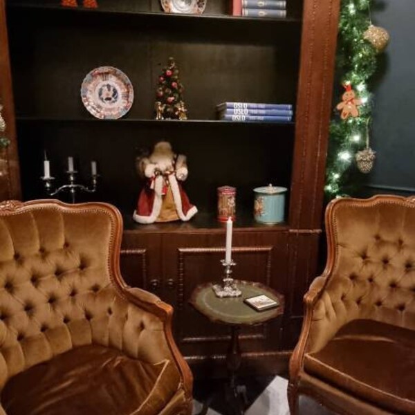 Antique Wooden Inlay Intarsia Burl Wood Handmade Table - Music Box ...