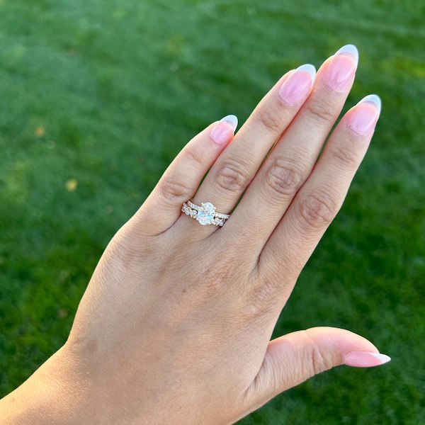 Unique Open Wedding Band Moissanite 10K 14K Gold Unique Curved Wedding ...