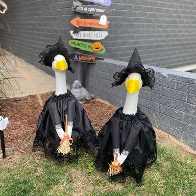 Best Dressed Goose Geese Clothes Outfit 25-27 LARGE Back - Etsy