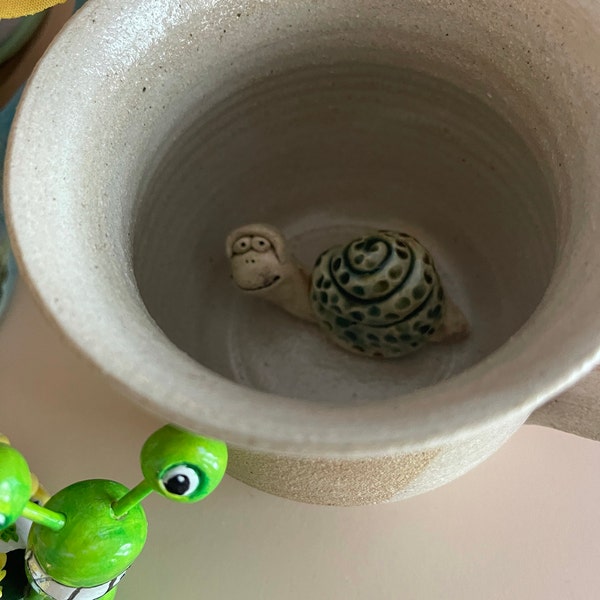 Snail Mug Stoneware Handmade - Etsy