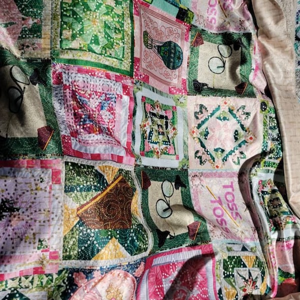 Wicked Inspired Quilt Aesthetic Glinda Elphaba. 50”x60” or 60” X 80 ...