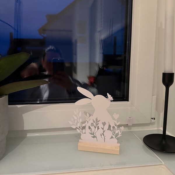 Plotterdatei SVG, DXF, PNG Hase in Blumen aus Papier zum selber basteln. Mit Schmetterlingen zum ...